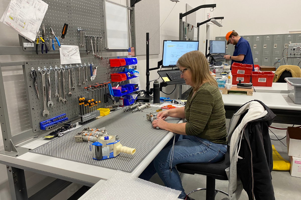 Product Kitting - Motion Automation Intelligence